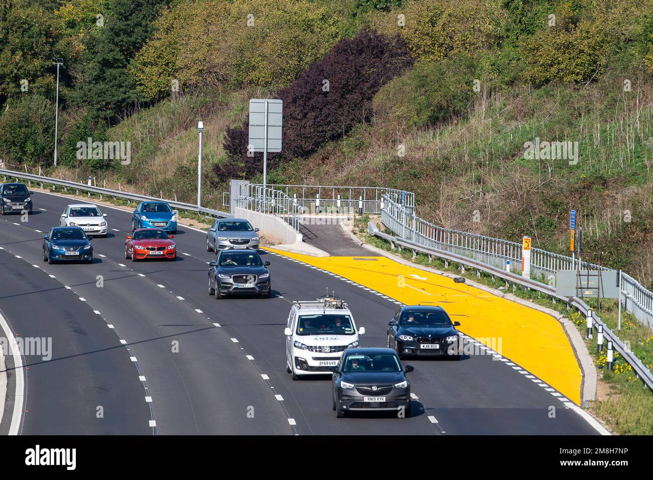 Slough, Berkshire, UK. 6th October, 2022. Stopped Vehicle Detection ...