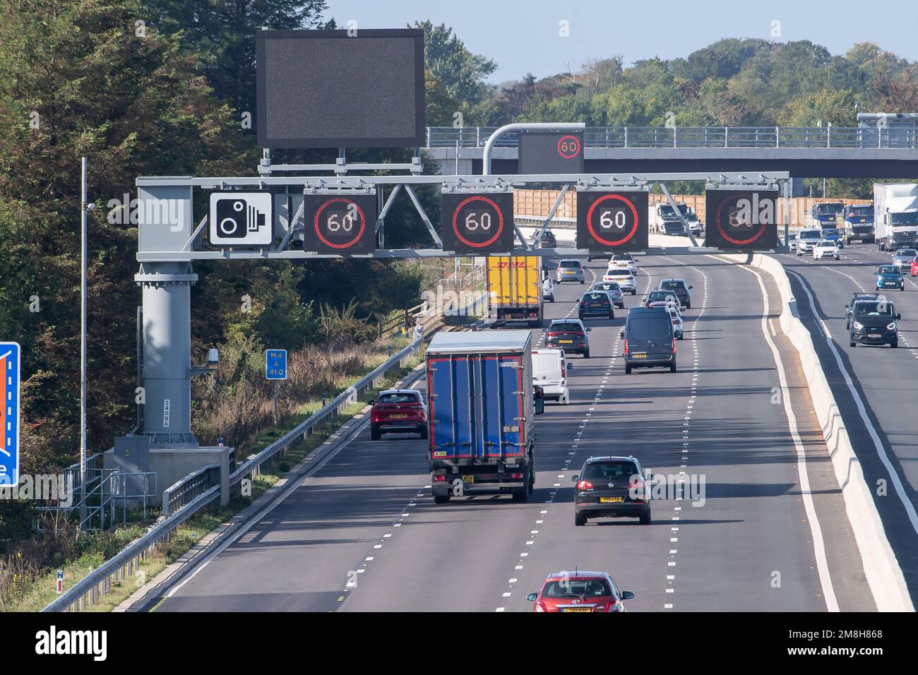 Taplow, Buckinghamshire, UK. 6th October, 2022. Stopped Vehicle ...