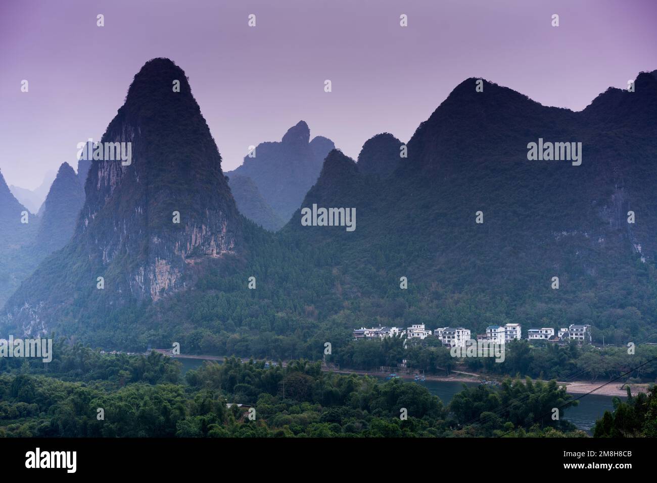 Guilin scenery hi-res stock photography and images - Alamy