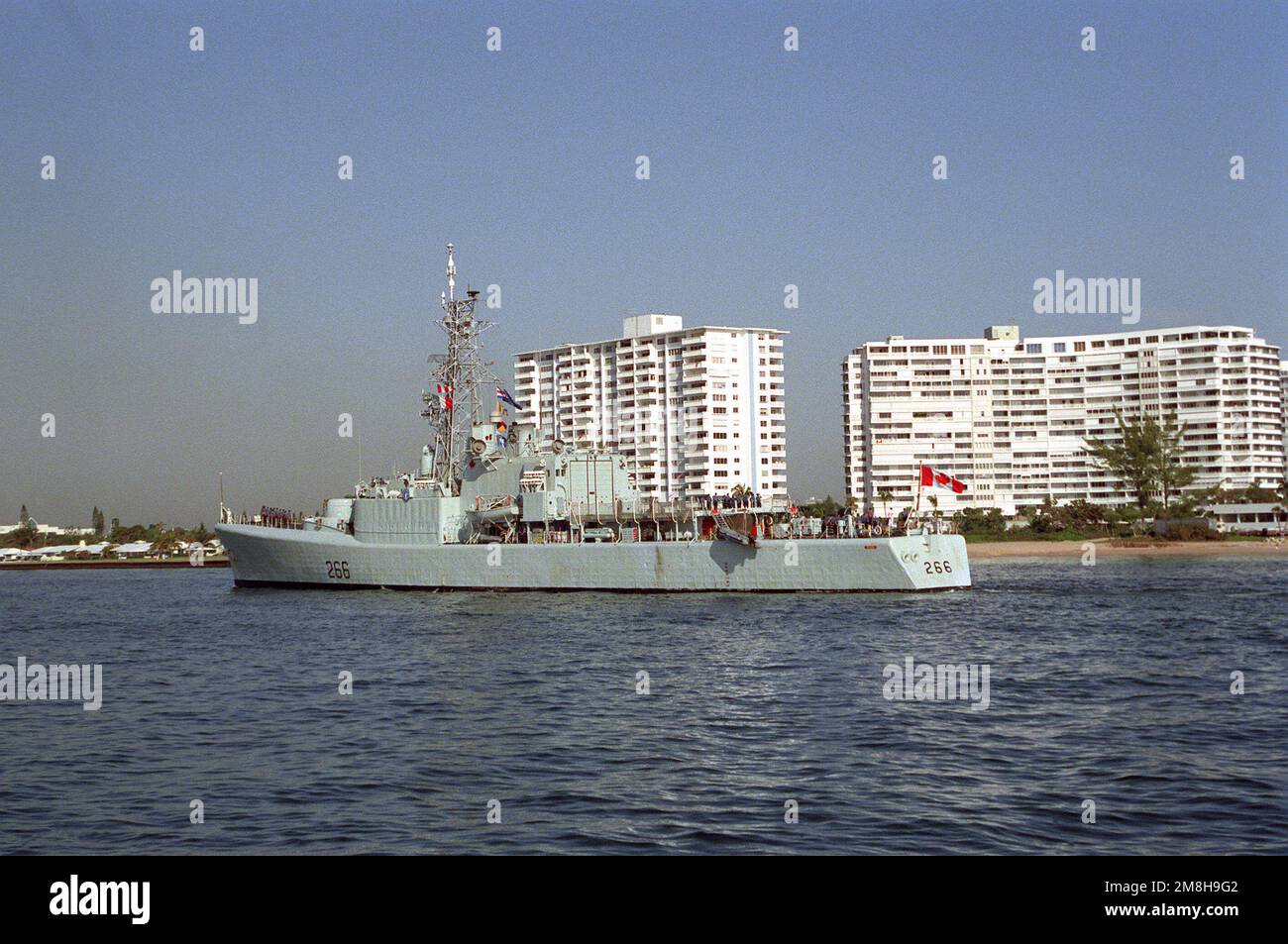 A port quarter view of the Canadian frigate HMCS NIPIGON (266) entering ...