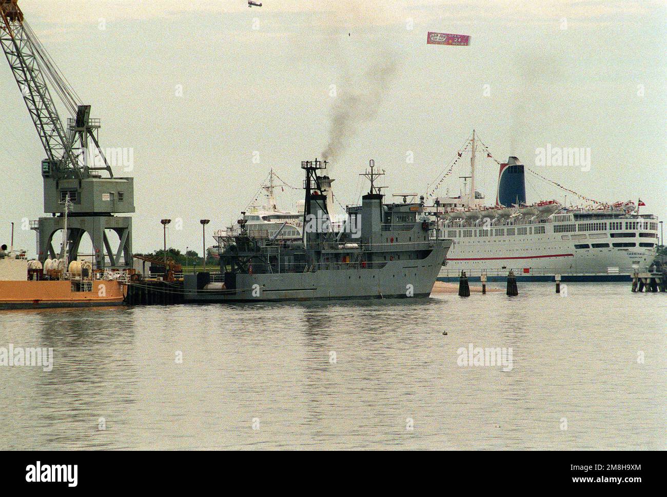 A starboard quarter view of the ocean surveillance ship USNS ...
