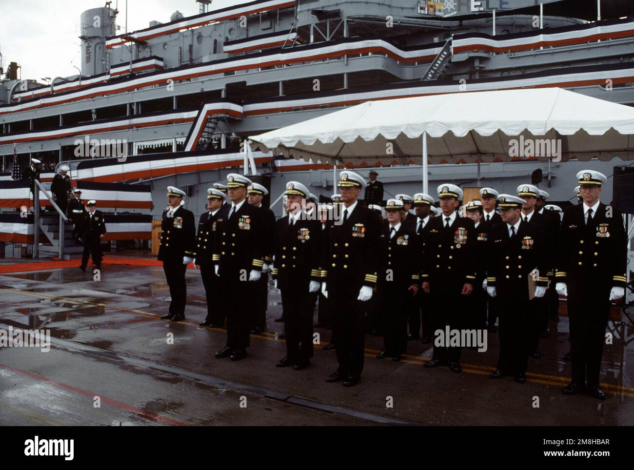 Uss prairie hi-res stock photography and images - Alamy
