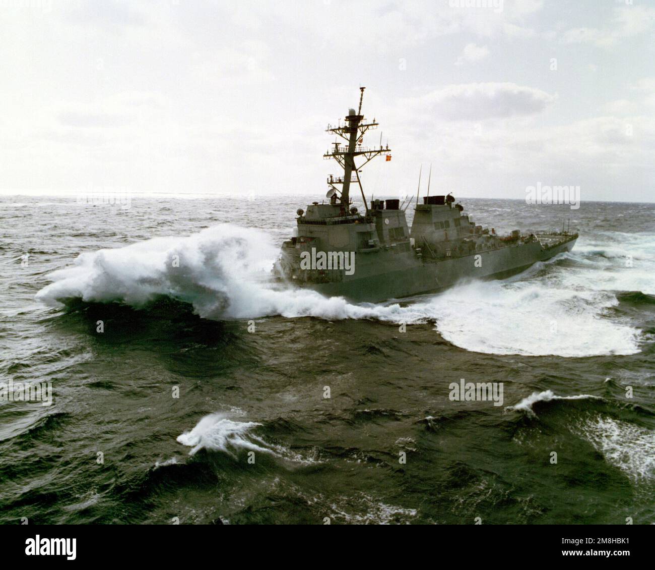 A port bow view of the guided missile destroyer USS ARLEIGH BURKE (DDG ...