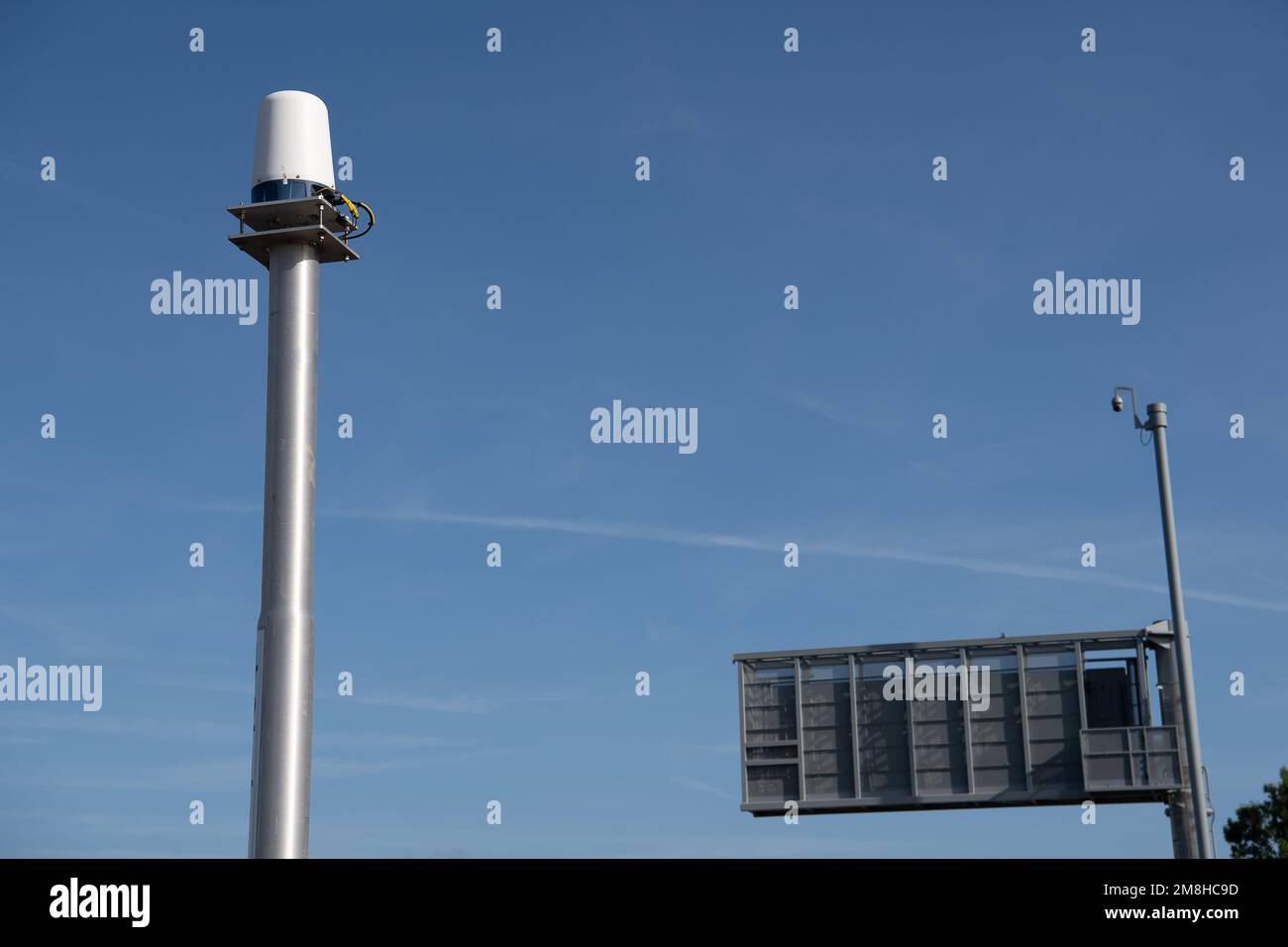 Dorney Reach, Buckinghamshire, UK. 6th October, 2022. Stopped Vehicle ...