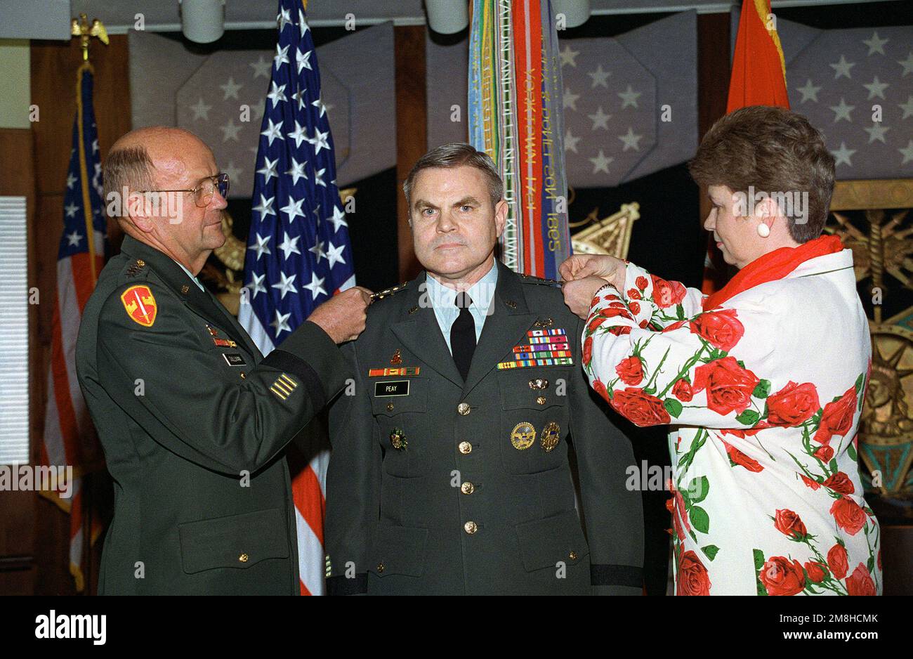 The CHIEF of STAFF, United States Army, General Gordon R. Sullivan ...