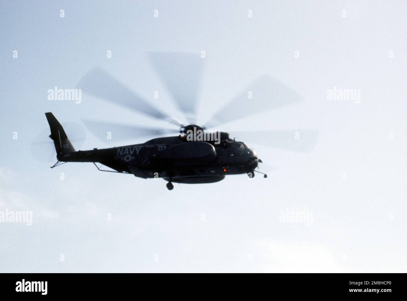 A Helicopter Mine Countermeasures Squadron 15 (HM-15) MH-53E Sea Dragon ...