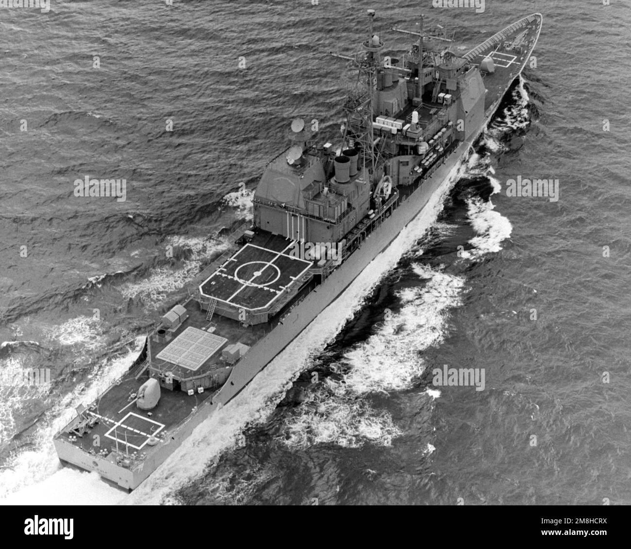 A starboard quarter view of the guided missile cruiser VELLA GULF (CG ...