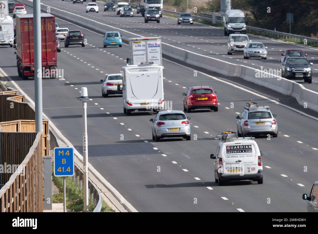 Dorney Reach, Buckinghamshire, UK. 6th October, 2022. Stopped Vehicle ...