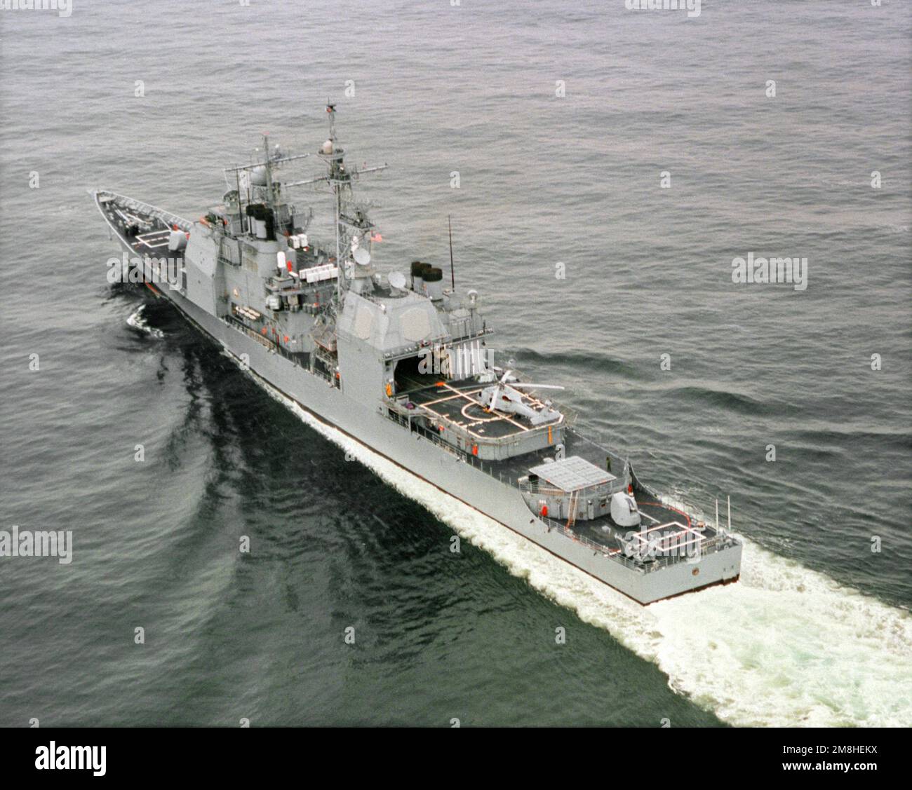 A port quarter view of the guided missile cruiser USS LAKE ERIE (CG-70 ...