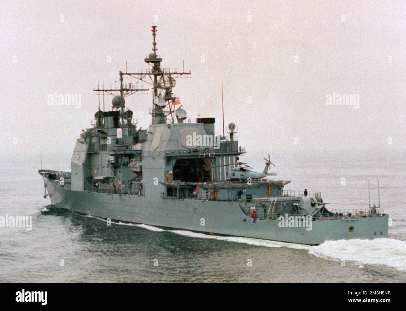 A port quarter view of the guided missile cruiser USS LAKE ERIE (CG-70 ...