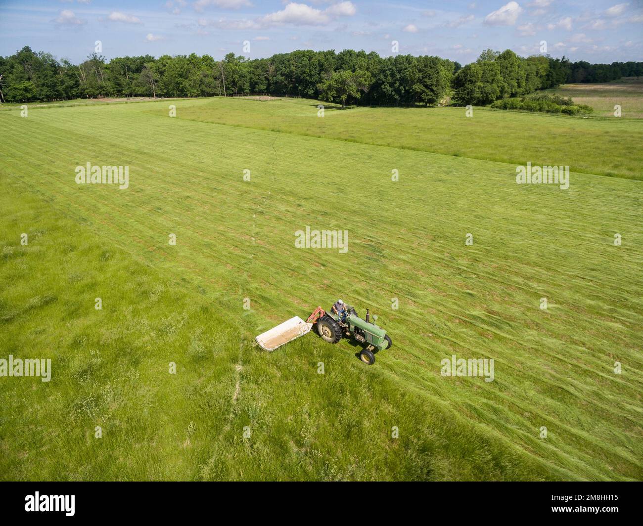 Cutting hay hi-res stock photography and images - Alamy