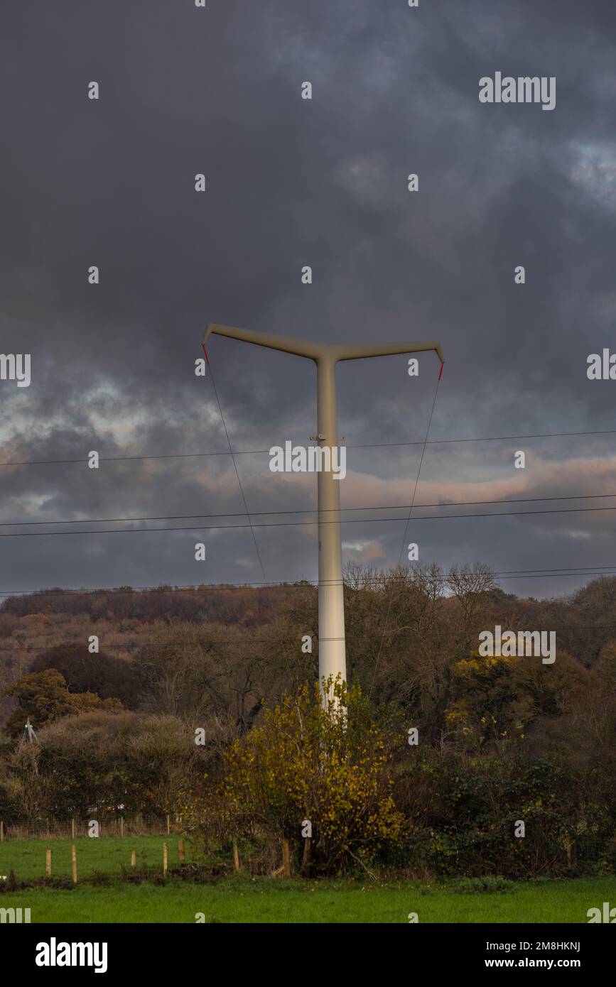 The new pylons going from Hinkly point to Avonmouth Stock Photo - Alamy
