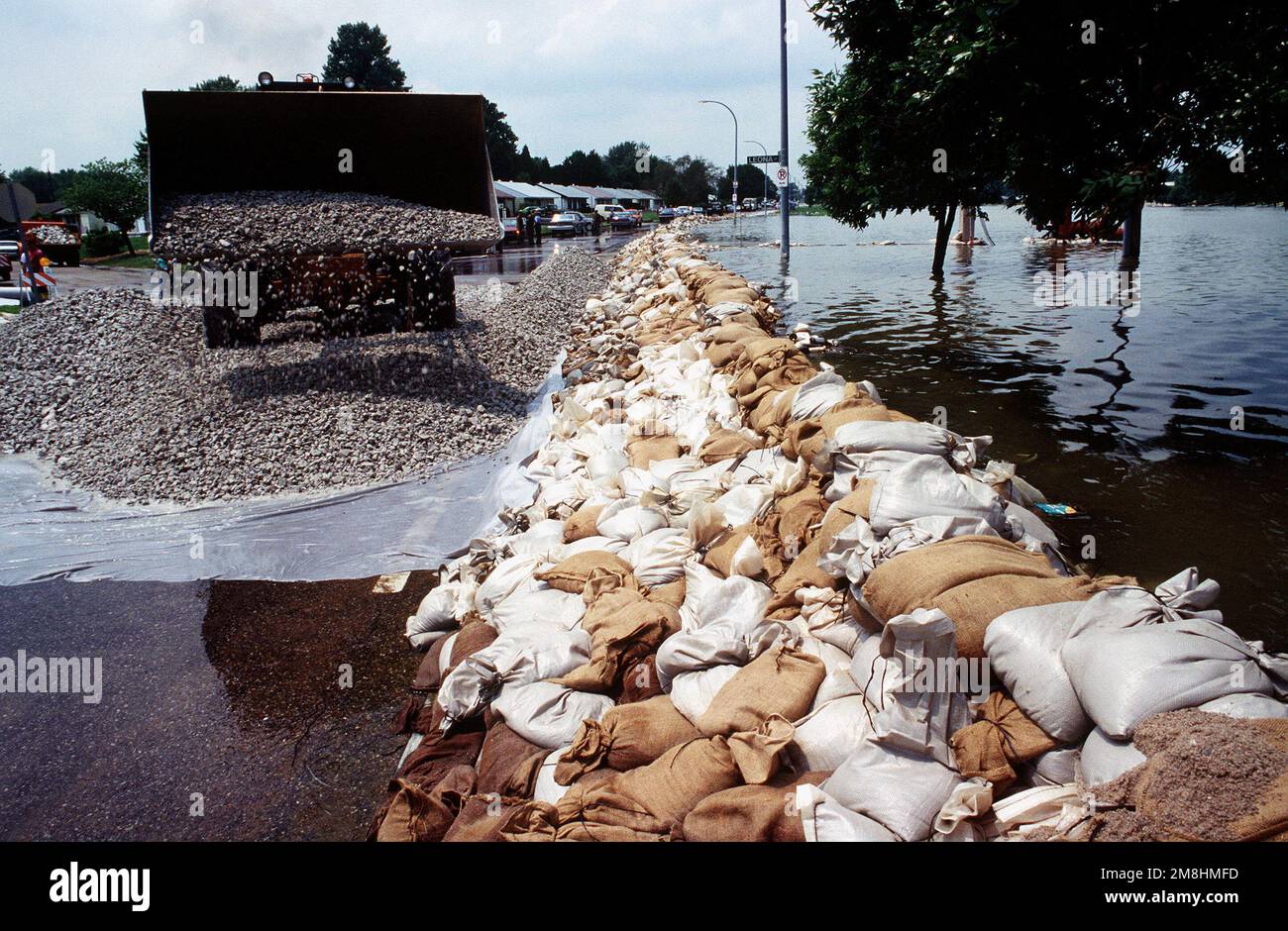 Missouri river levee hi-res stock photography and images - Alamy