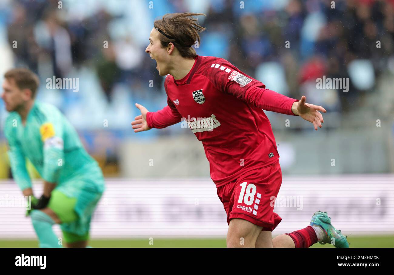 Saarbrücken msv duisburg hi-res stock photography and images - Alamy