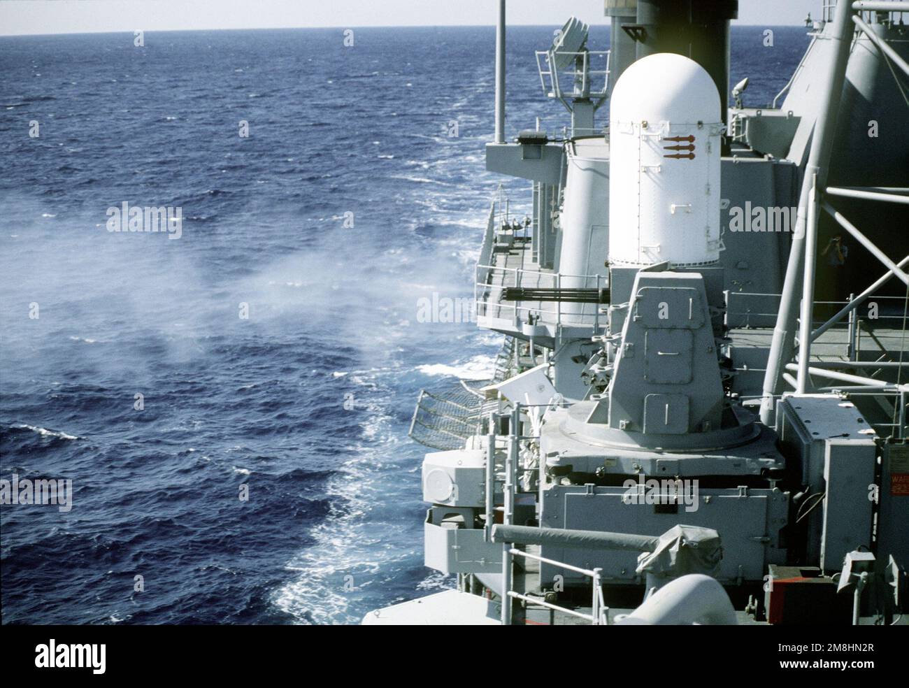 A view of the Mk-15 Close-In Weapons System (CIWS) (Phalanx Mount ...