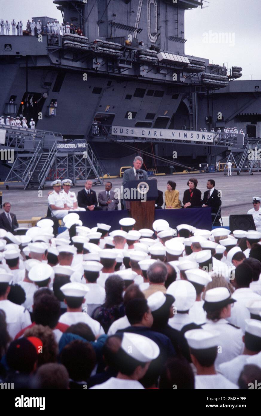President William Jefferson Clinton address sailors and civilians on ...