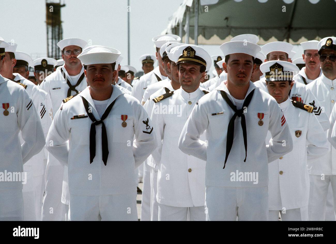Uss reasoner ff 1063 hi-res stock photography and images - Alamy