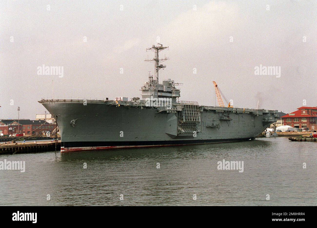 A port bow view of the decommissioned amphibious assault ship IWO JIMA ...