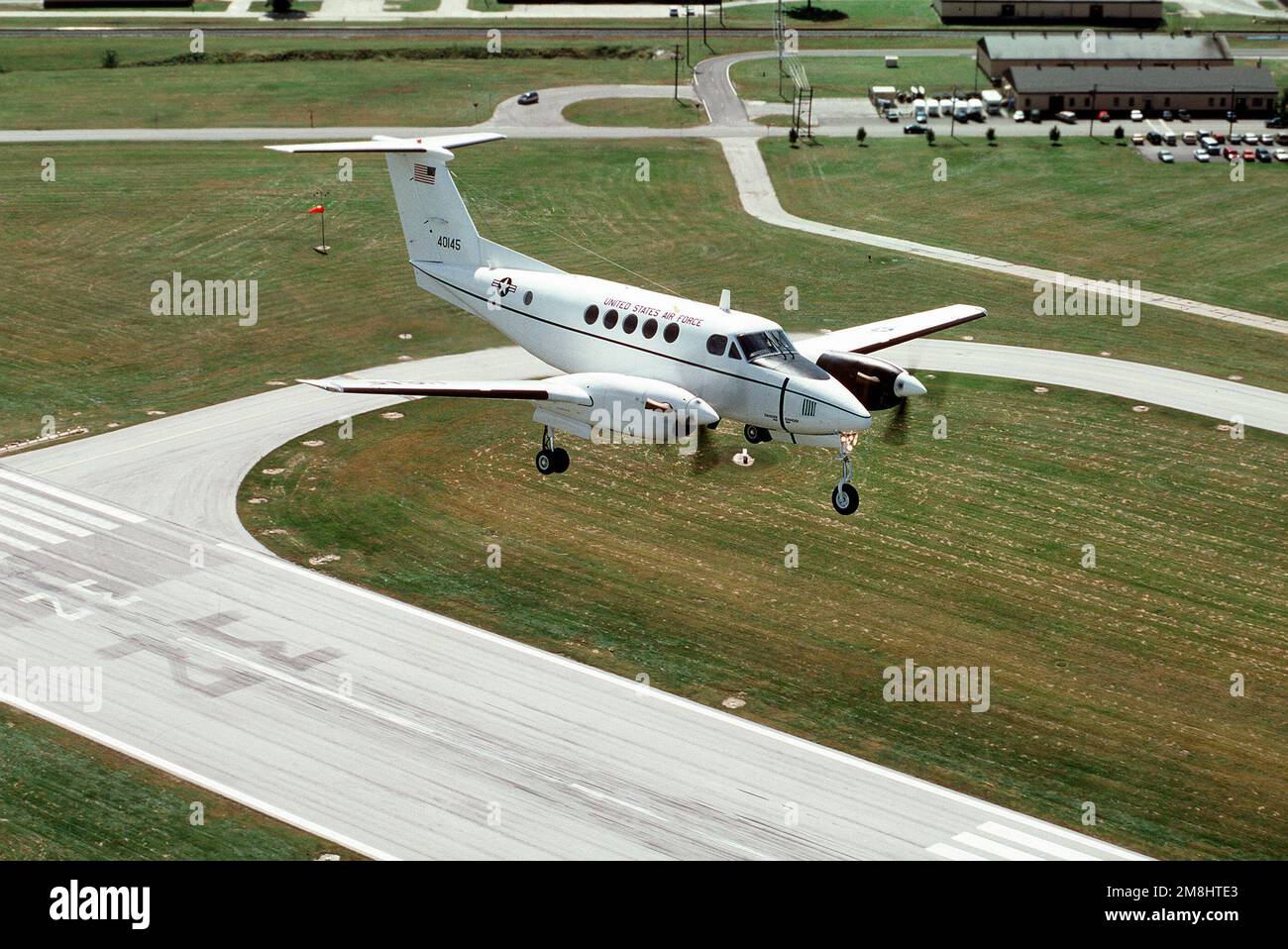 Beech aircraft hi-res stock photography and images - Alamy