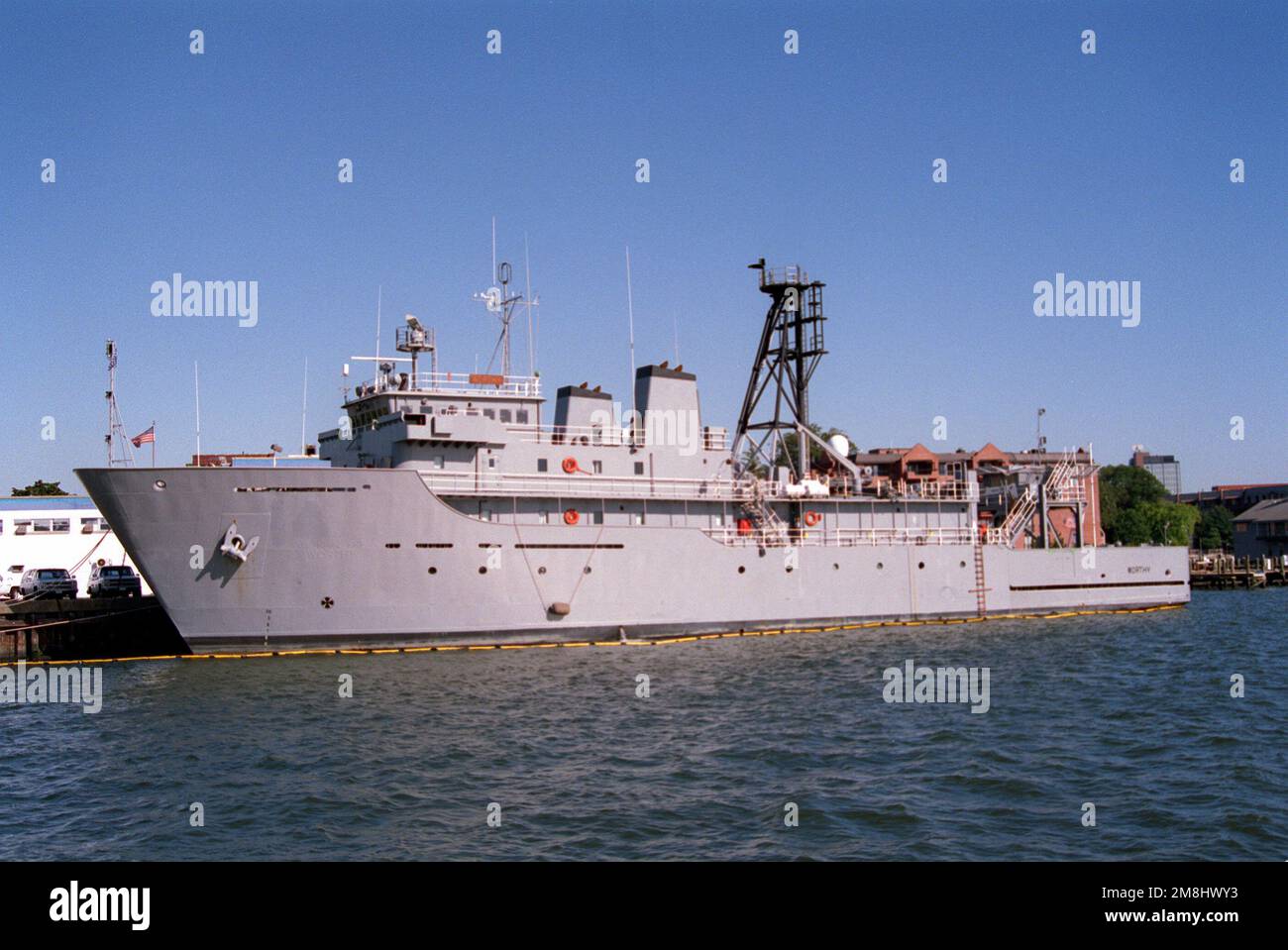 A port bow view of the ocean surveillance ship USNS WORTHY (T-AGOS-14 ...