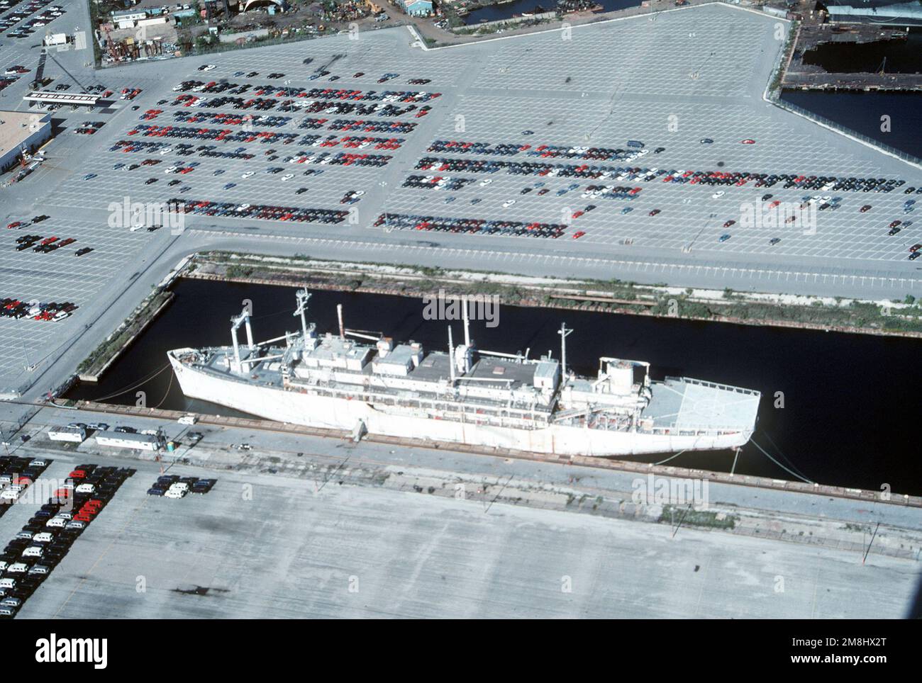 Hospital ship sanctuary hi-res stock photography and images - Alamy