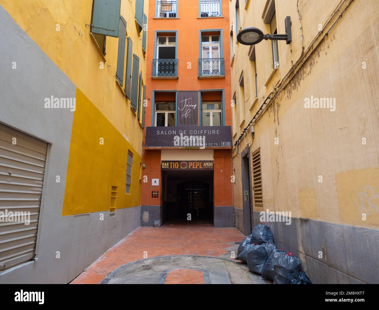 Perpignan street view france hi-res stock photography and images - Alamy
