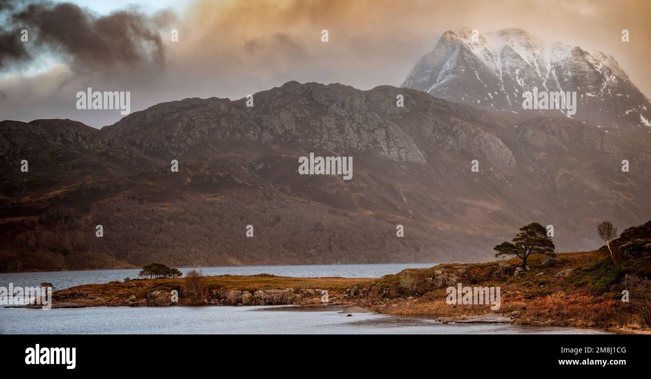 Slioch munro hi-res stock photography and images - Alamy