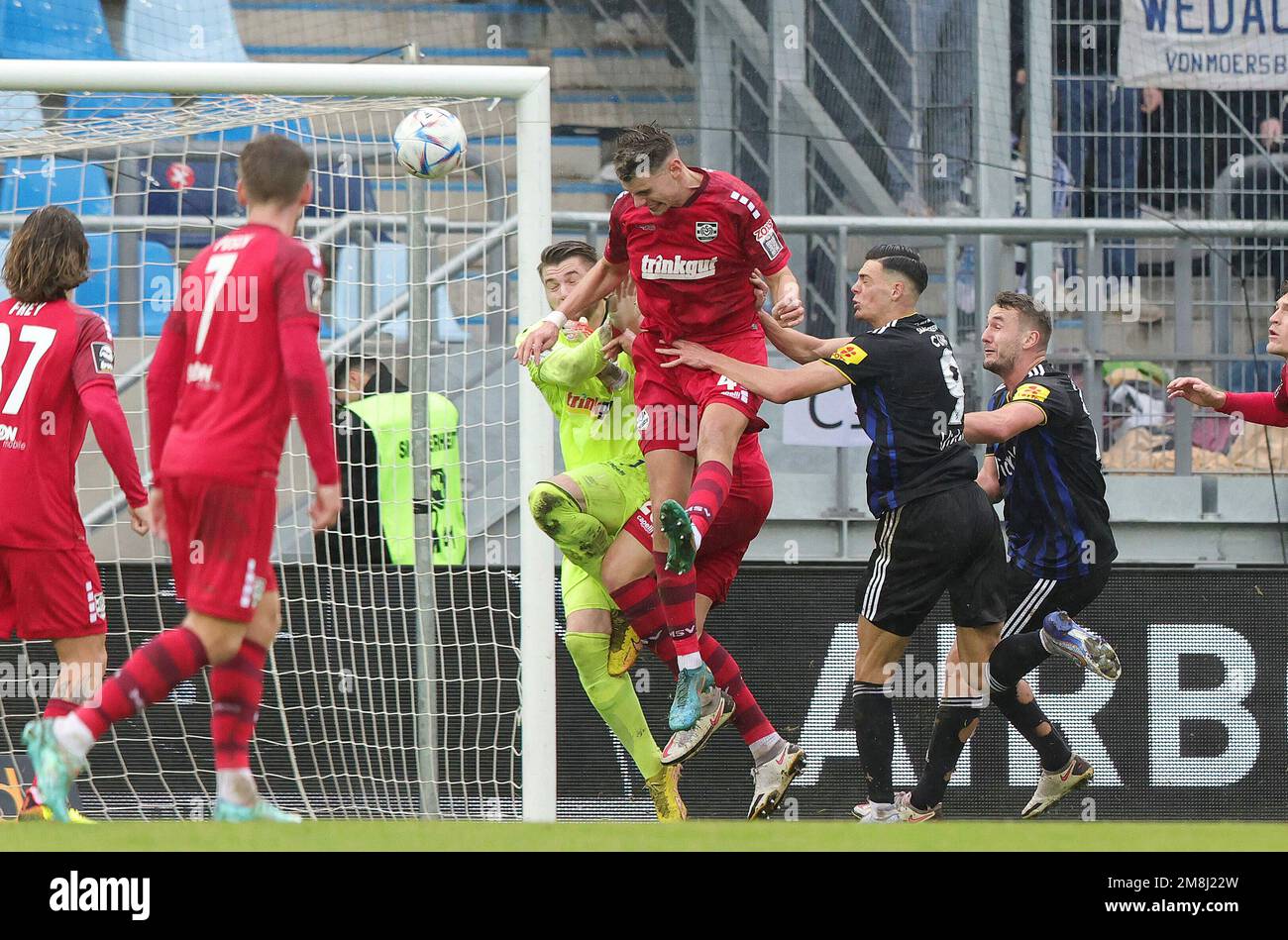 1 fc saarbruecken msv duisburg hi-res stock photography and images - Alamy
