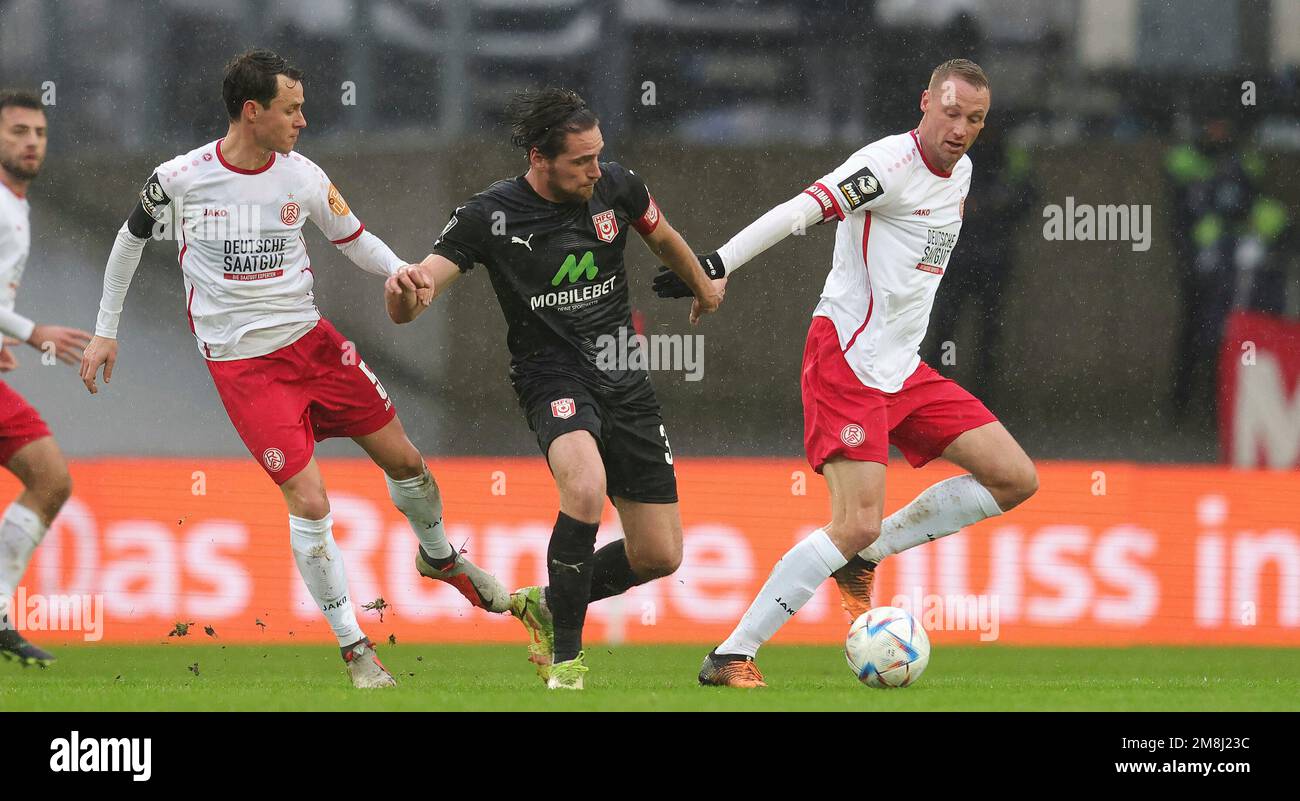 Rw rw essen hallescher fc hi-res stock photography and images - Alamy