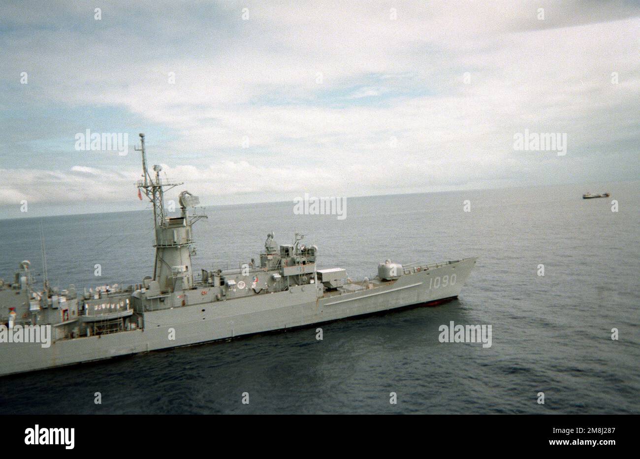 The Knox class training frigate USS AINSWORTH (FFT-1090) intercepts the ...