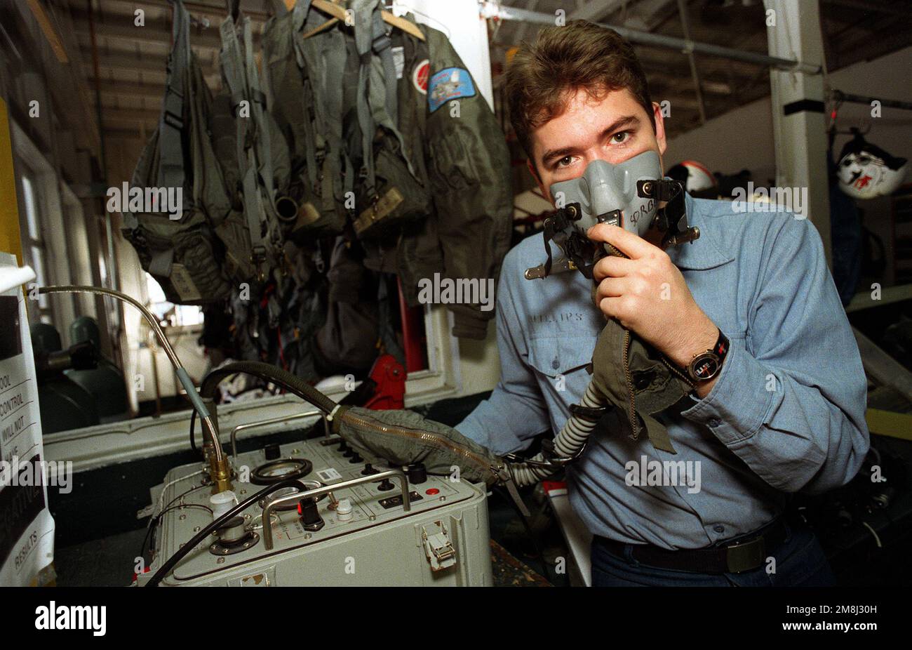 Anti submarine aircrew hi-res stock photography and images - Alamy