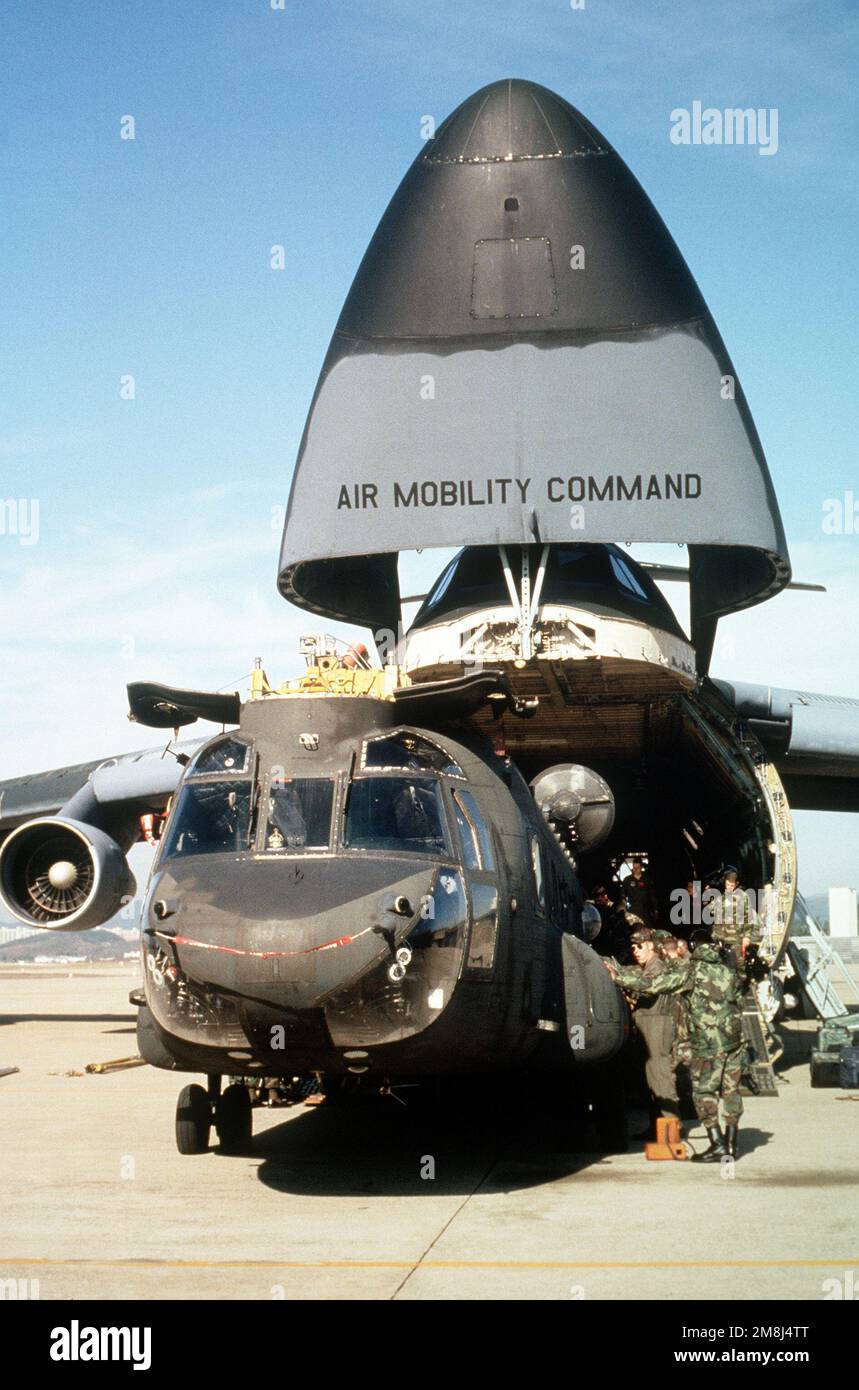 160th special operations aviation regiment hi-res stock photography and ...