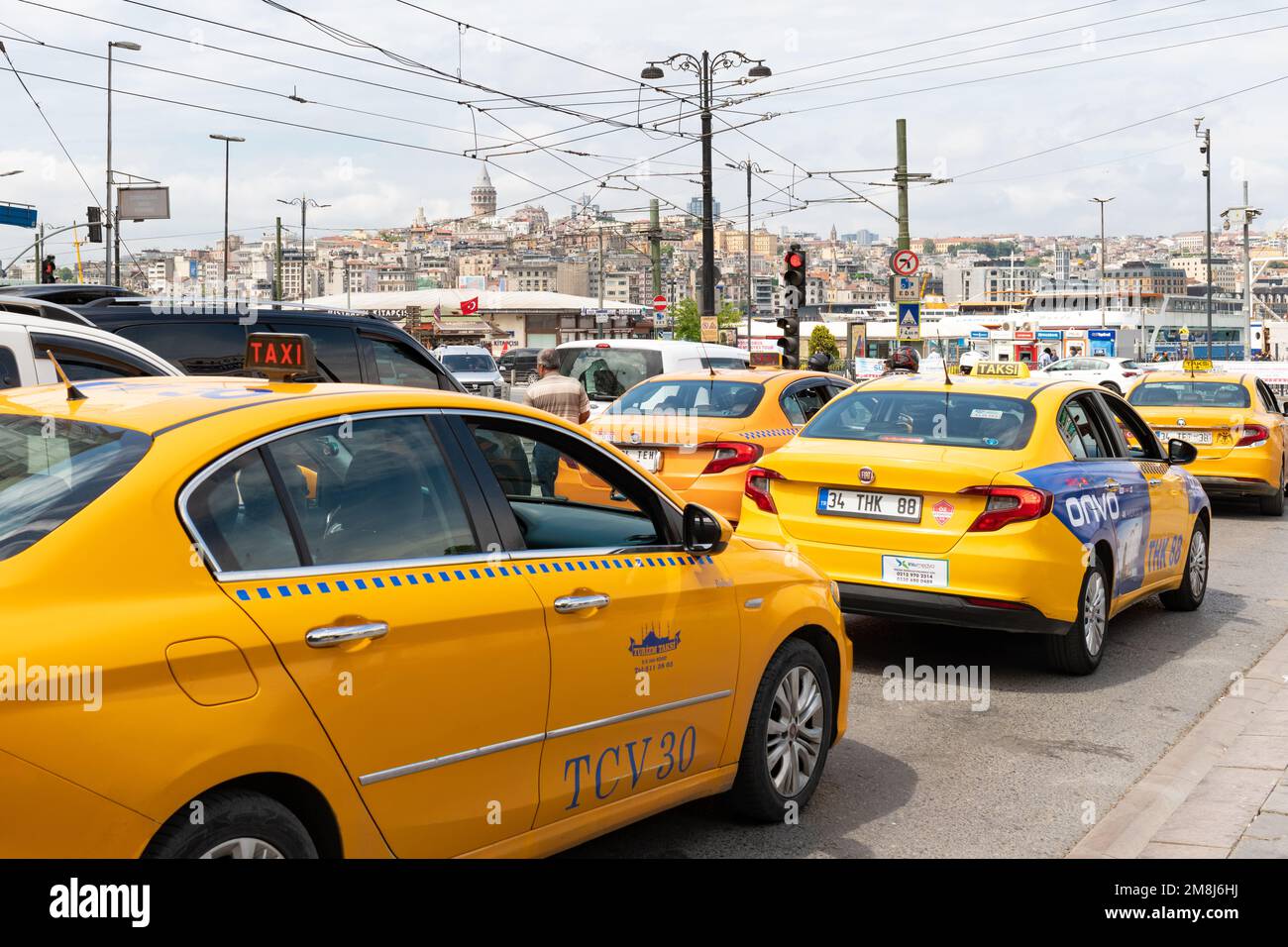 Istanbul yellow taxis Stock Photo - Alamy