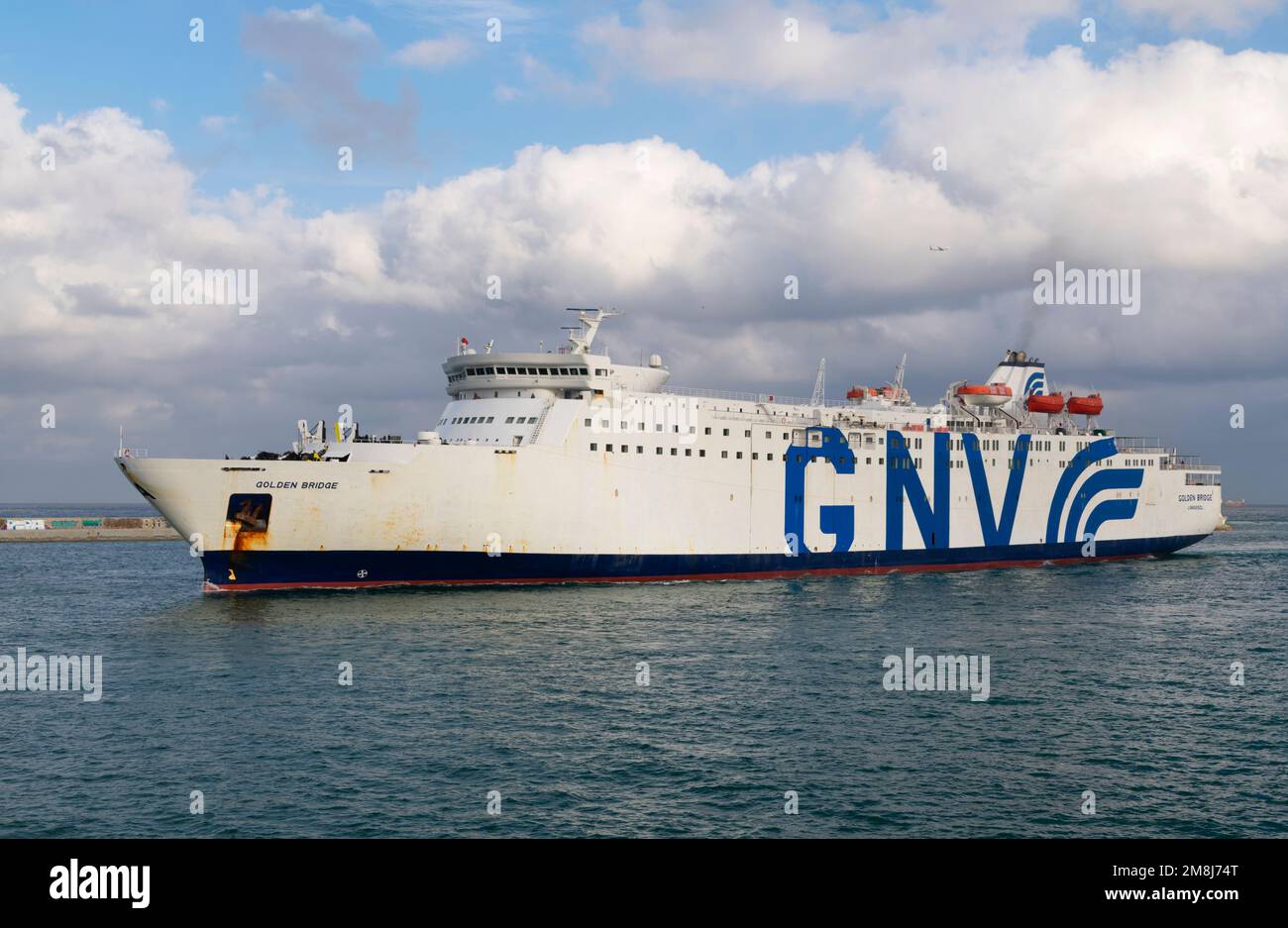 Arrival at the port of Barcelona of the CNG ferry Golden Bridge (Grandi ...