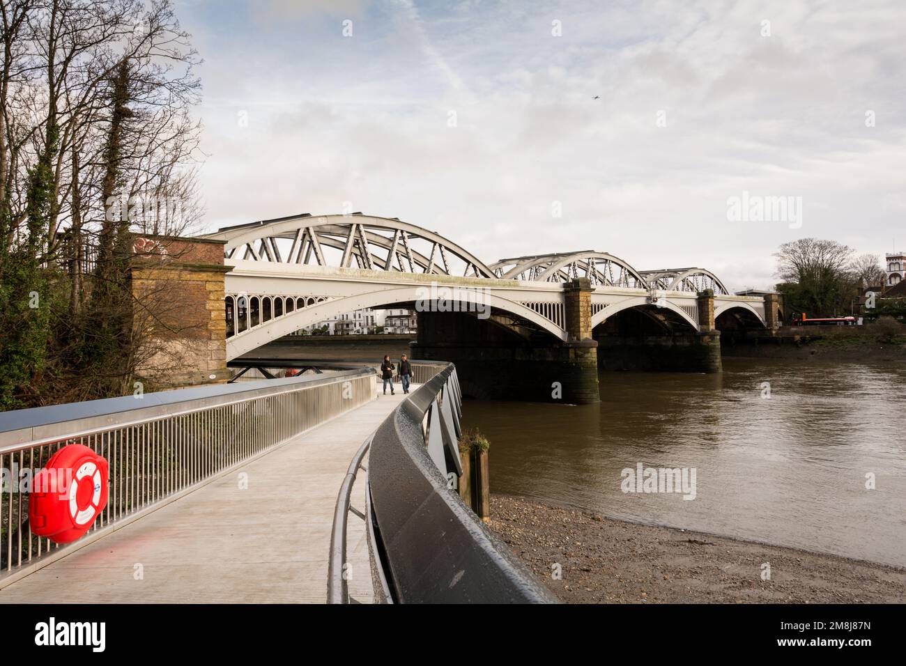 London, England, UK. 14 January 2023. The Barnes Bridge Walkway under ...