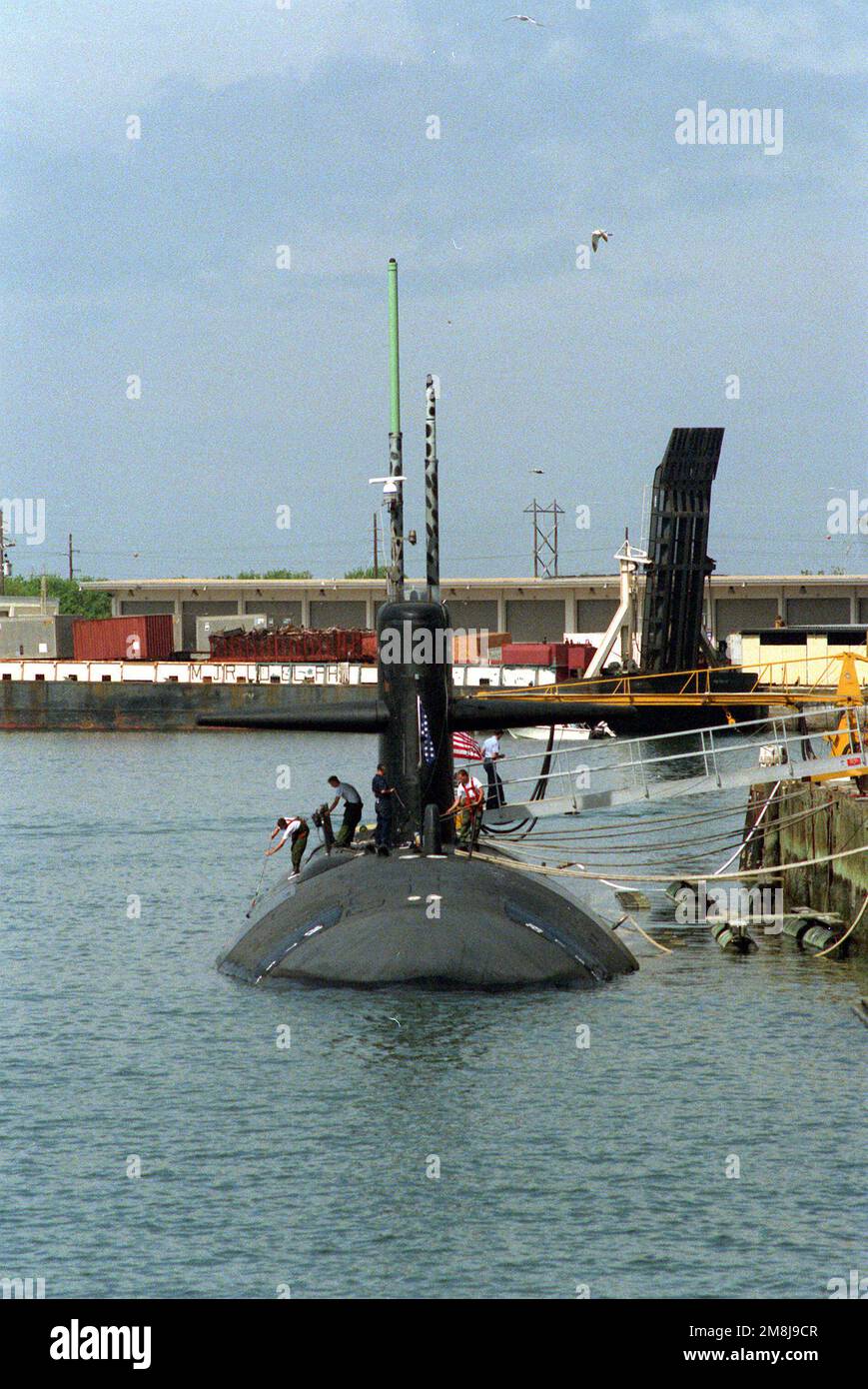 A bow on view of the nuclear-powered attack submarine USS OKLAHOMA CITY ...