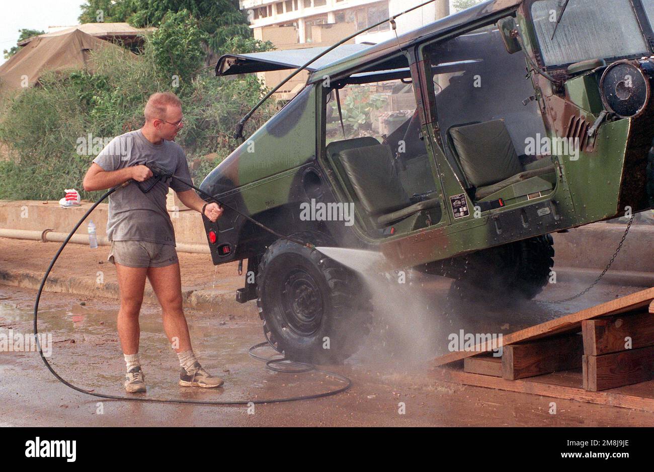 M998 hmmwv hi-res stock photography and images - Alamy