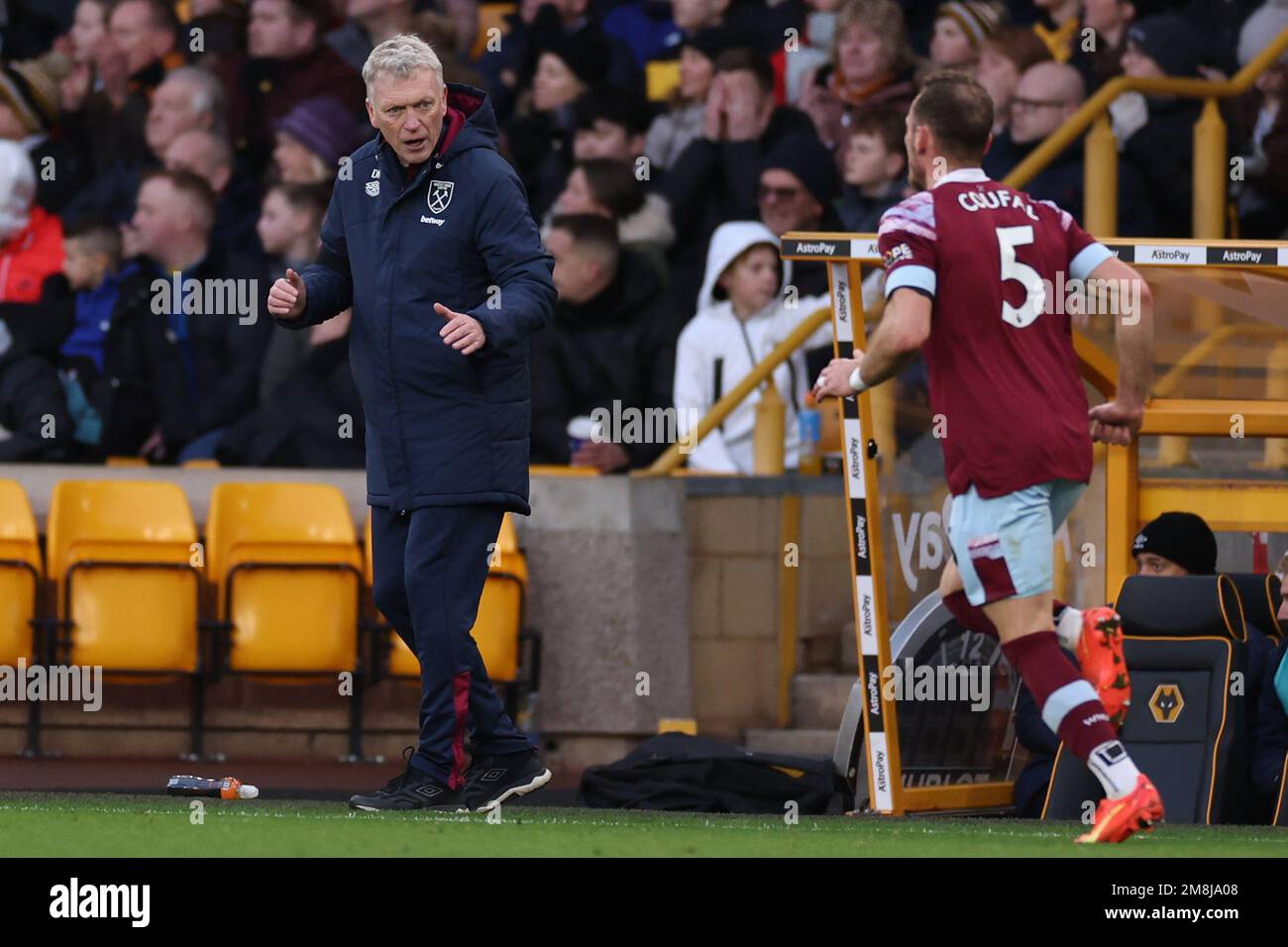 Wolverhampton, UK. 14th Jan, 2023. 14th January 2023; Molineux Stadium ...