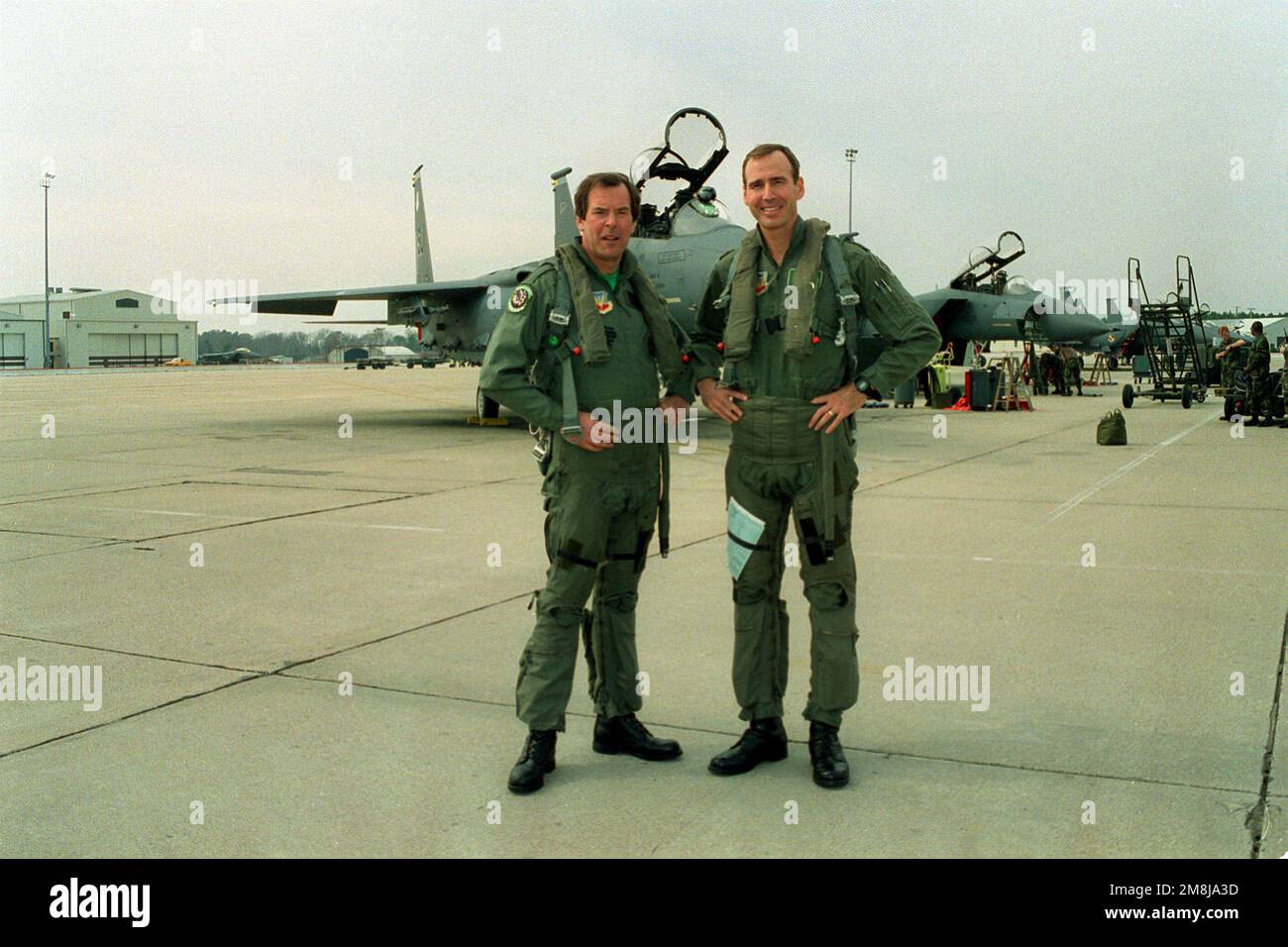 Peter Jennings, of ABC News and LT. COL. Charlie Heald, commander 335 ...