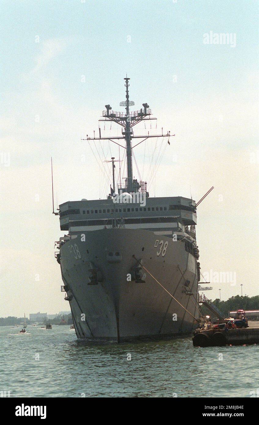 Trident pier hi-res stock photography and images - Alamy