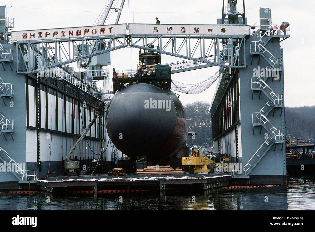 A bow view of the nuclear-powered attack submarine USS MIAMI (SSN-755 ...