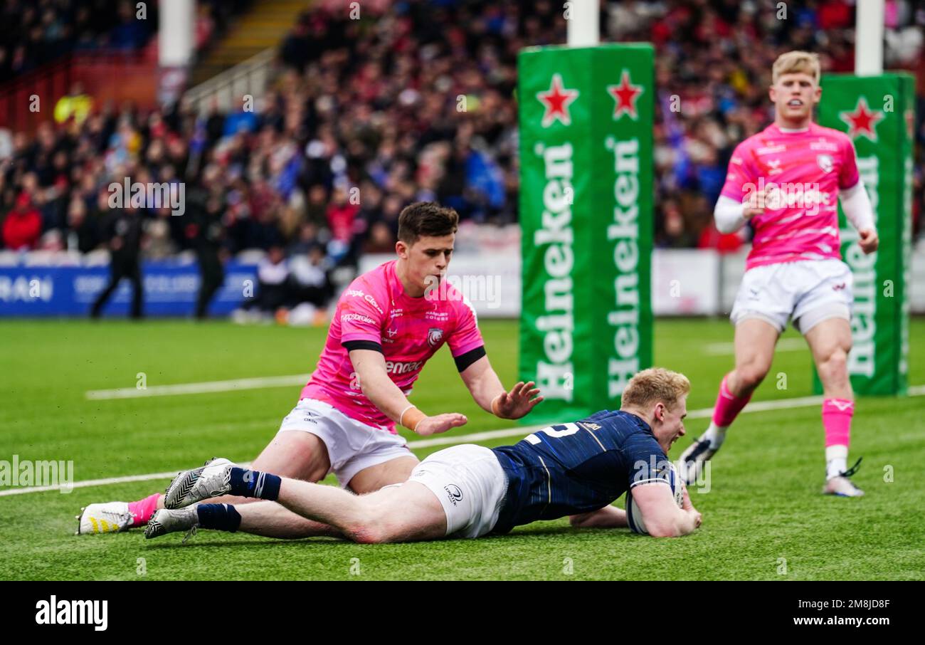 Leinster's Jamie Osborne scores their third try during the Heineken ...