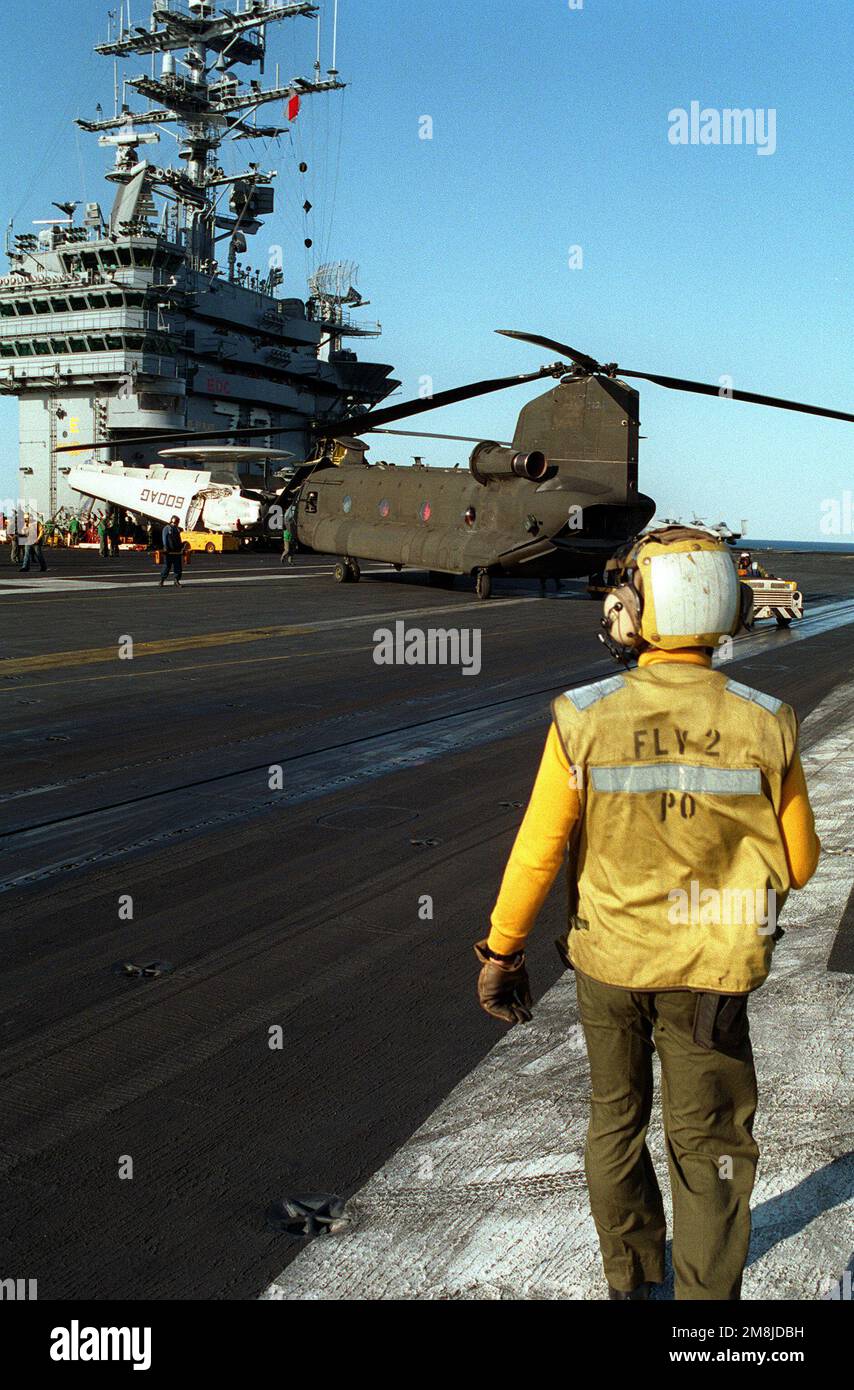 A U.S. Army MH-47D Chinook medium lift helicopter of the 2nd Battalion ...