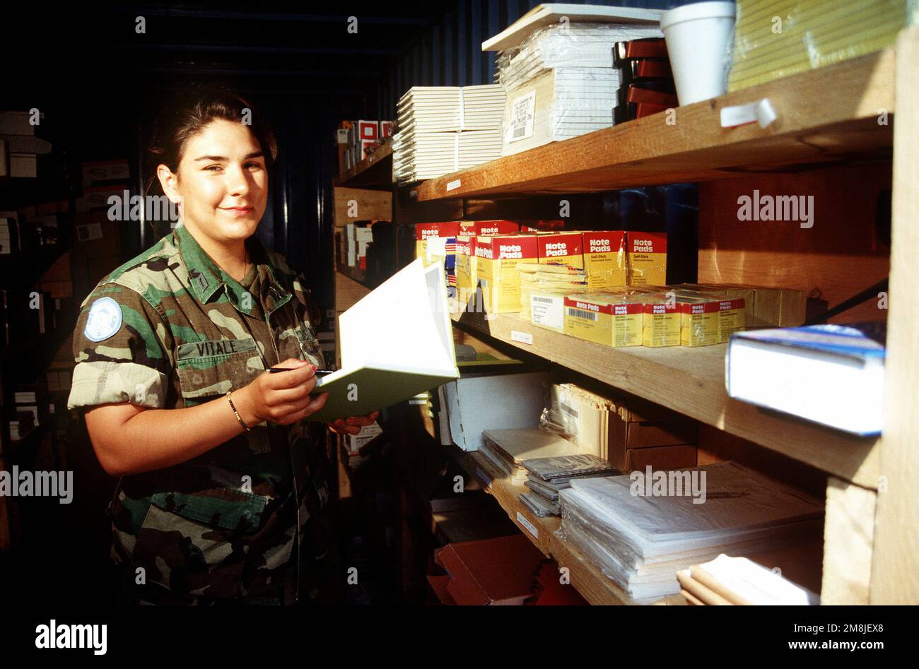 Hospital Corpsman Second Class (HM2) Angela Vitace, Field Corpsman ...