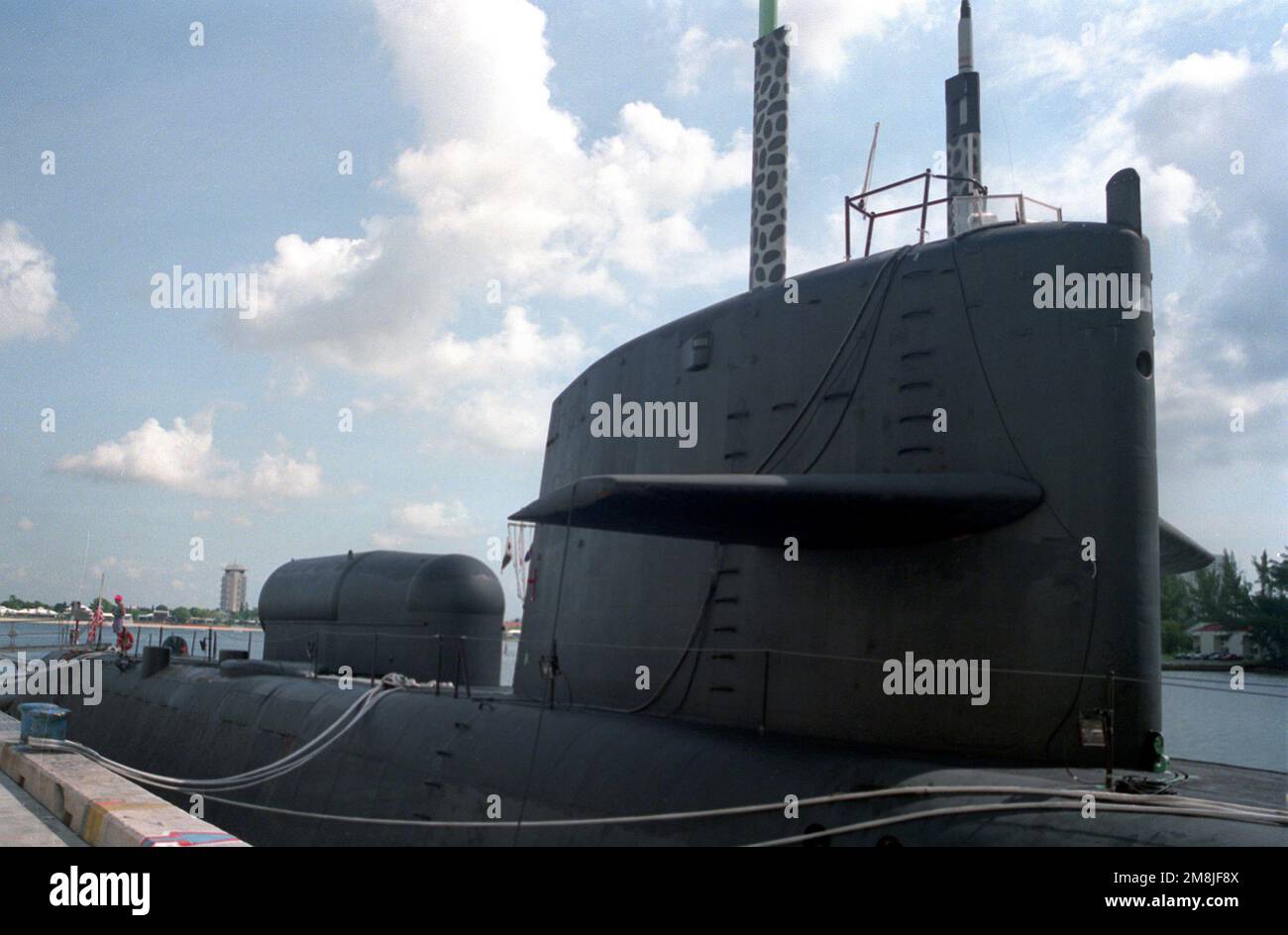 Close in view of the sail and dry deck shelter (DDS) of the nuclear ...