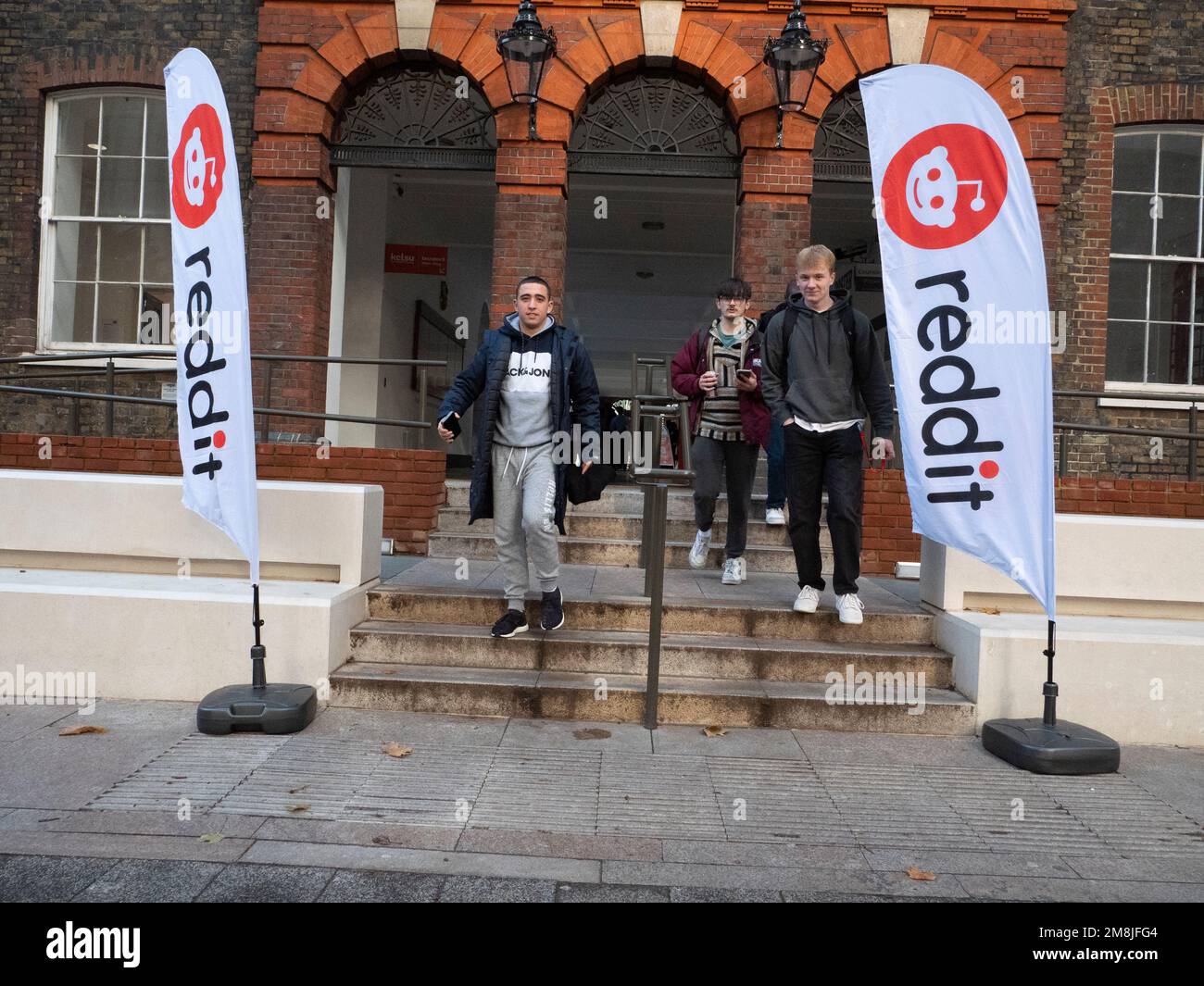 Reddit stand at Kings College London, Shepherds house Guys Campus Stock ...