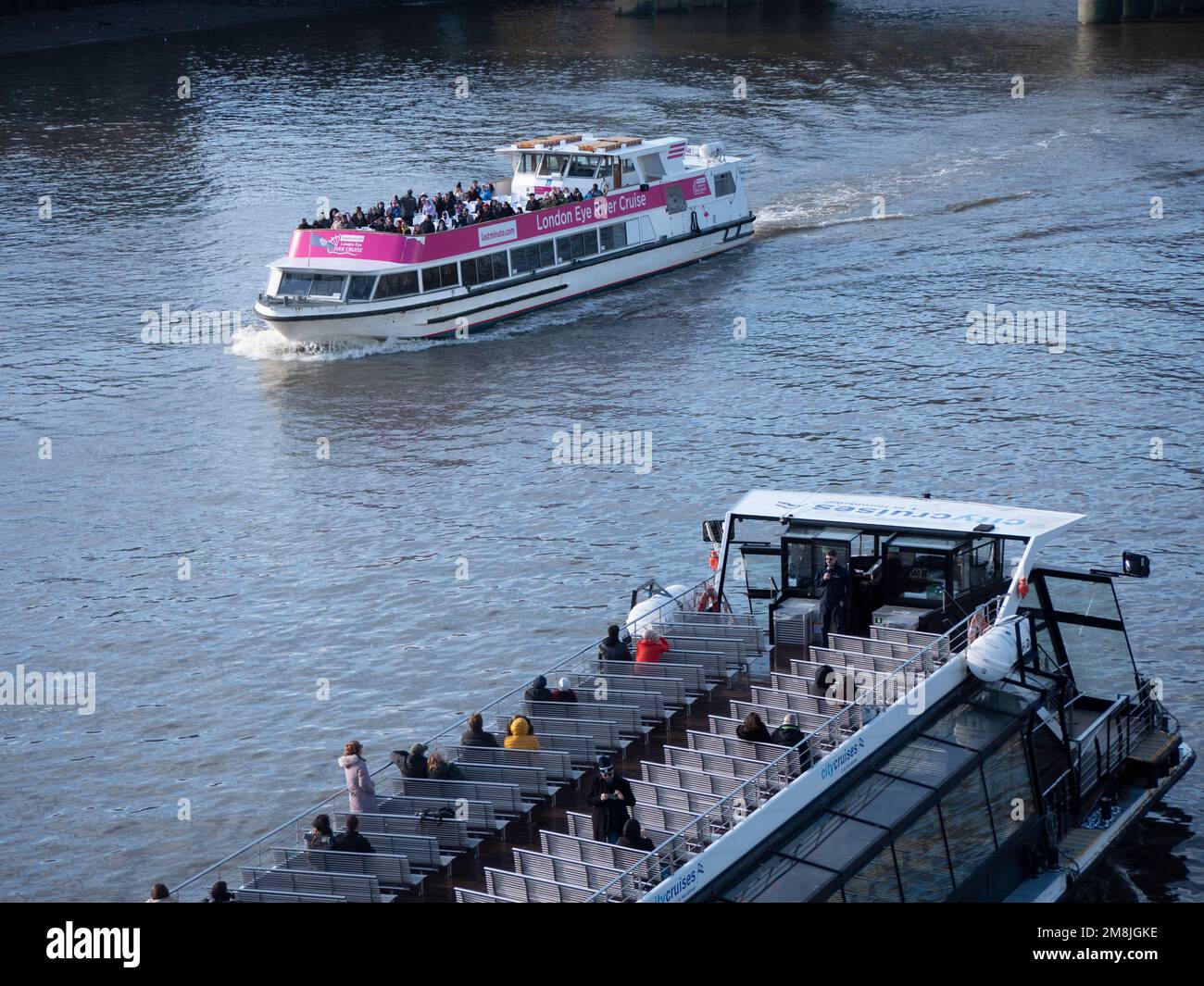 Traffic on River Thames London UK Stock Photo - Alamy