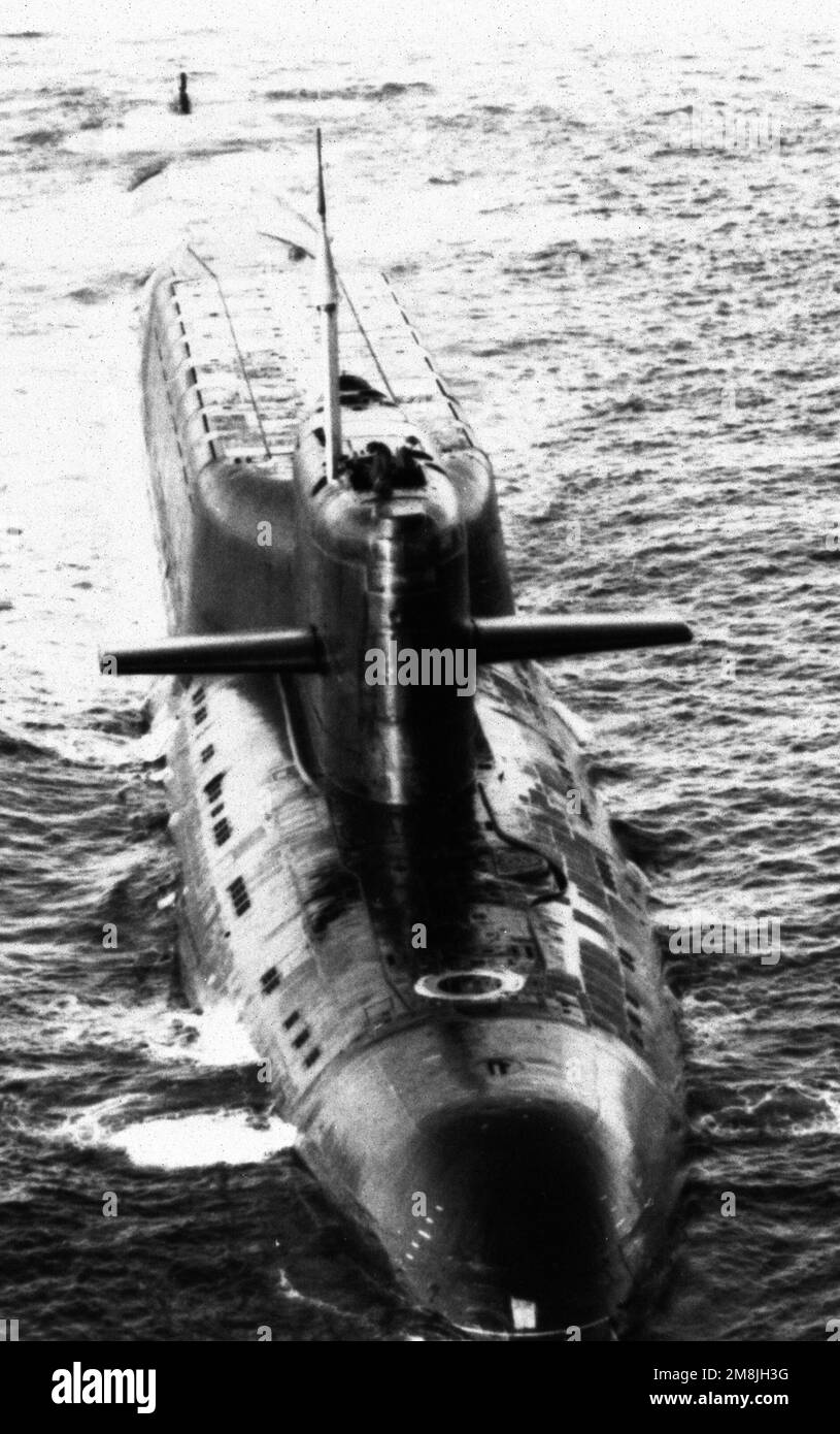 Aerial bow-on view of a Russian Navy Northern Fleet Delta III class ...