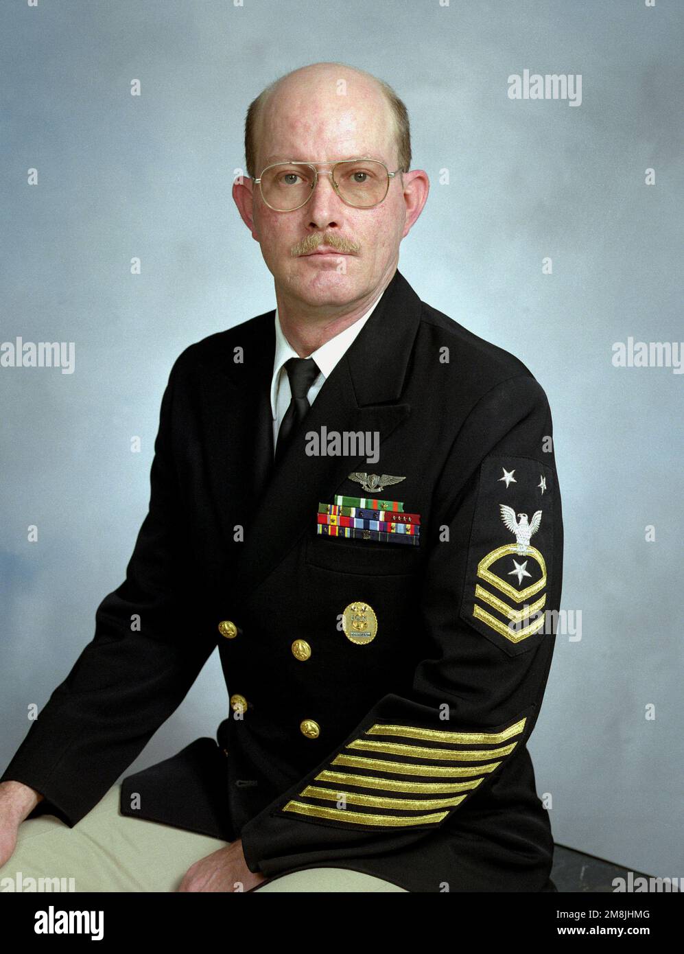 MASTER CHIEF (Aviation Maintenance Administrationman) Daniel Whitehead ...