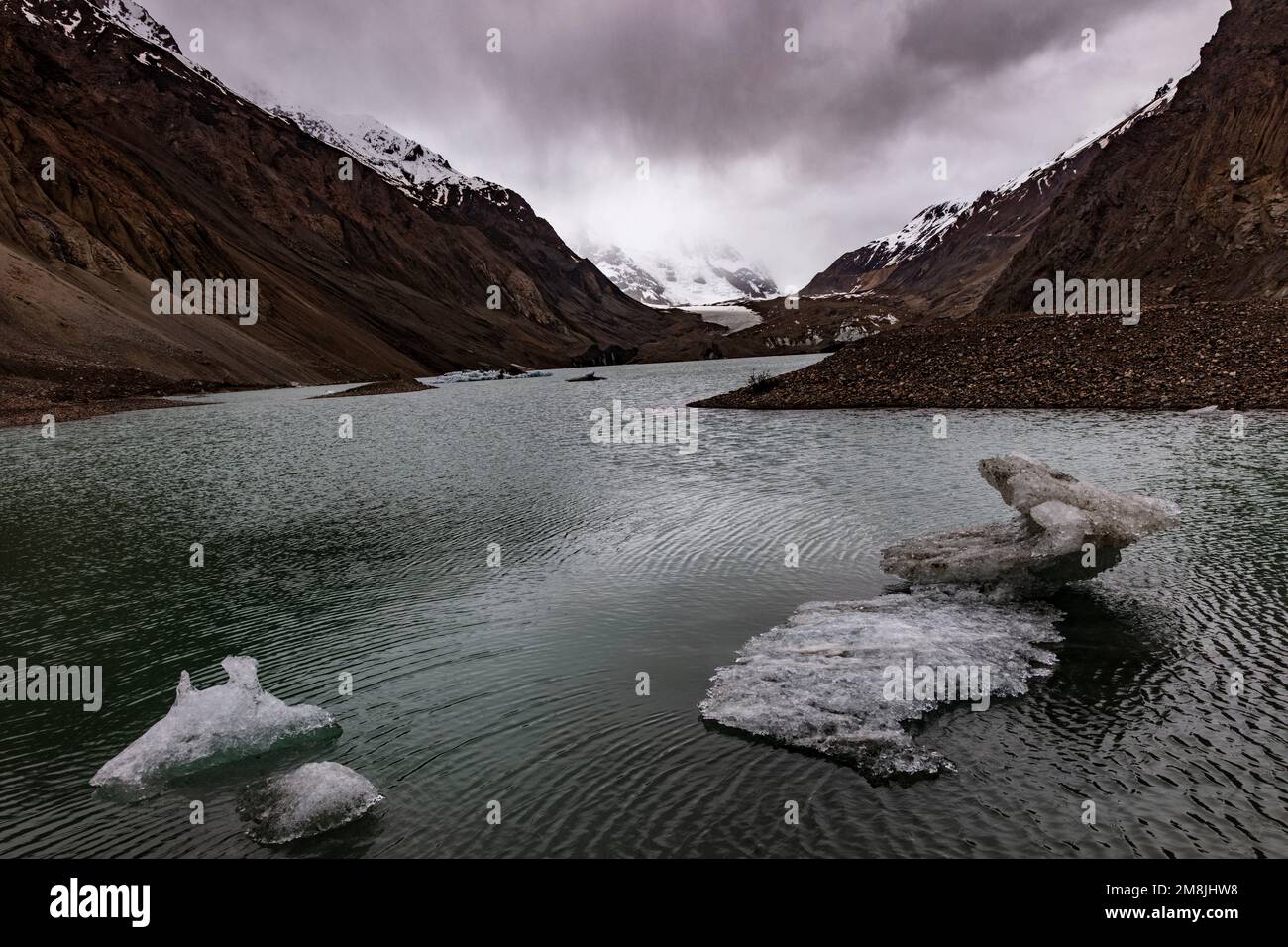 Three color lake scenery in Tibet Stock Photo - Alamy